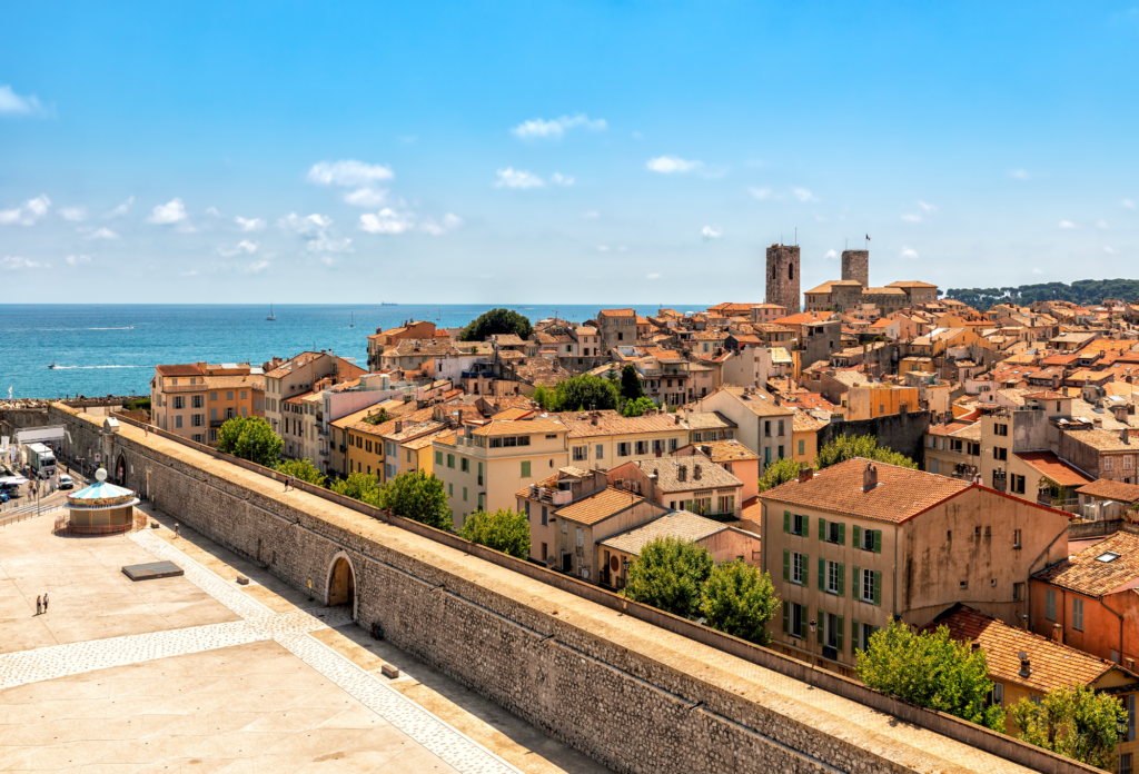 Real Estate in Antibes in 2025: Buy or Wait? - Tanit Immobilier